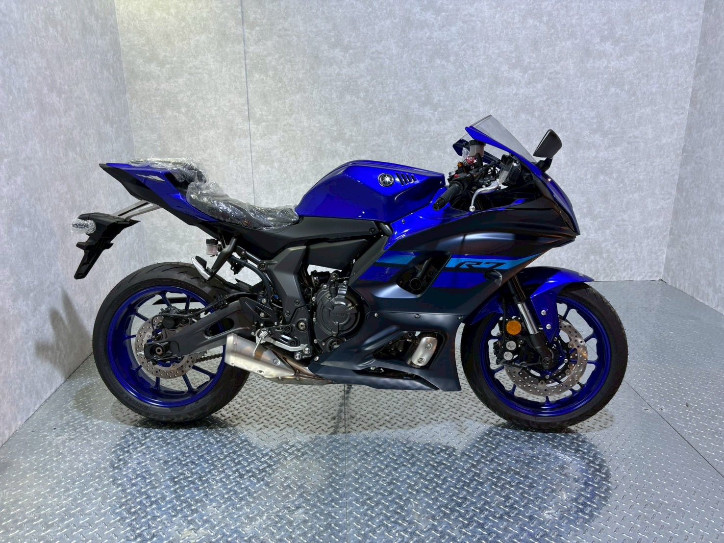 【YAMAHA YZF-R7】車輛一覽 新車、二手、中古機車、速可達、大型重機應有盡有 - 「Webike-摩托車市」