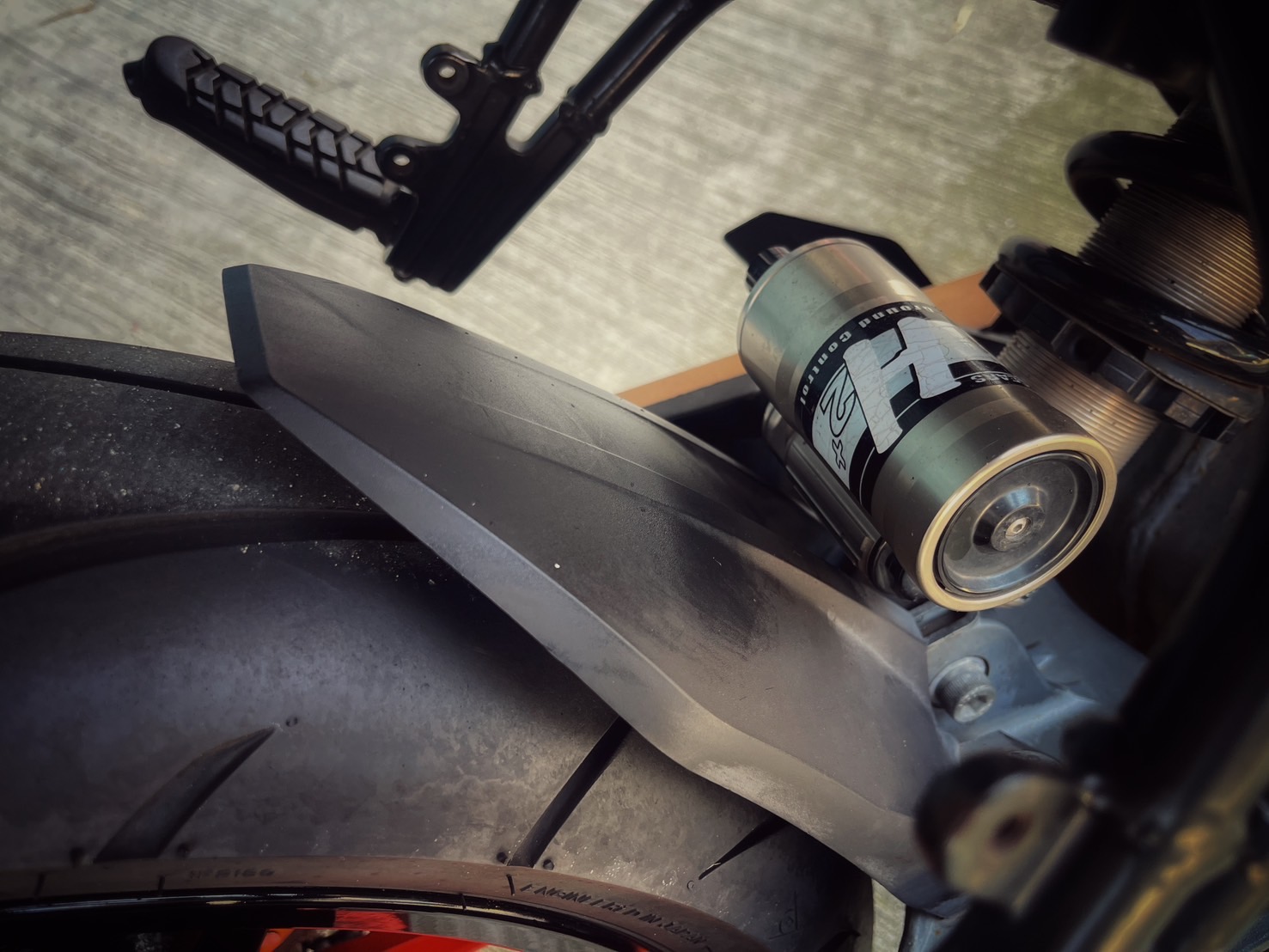 KTM 390DUKE - 中古/二手車出售中 KTM Duke390 全車彩貼 GearsH2後避震 Frando卡鉗 眾多鈦螺絲 小資族 ...