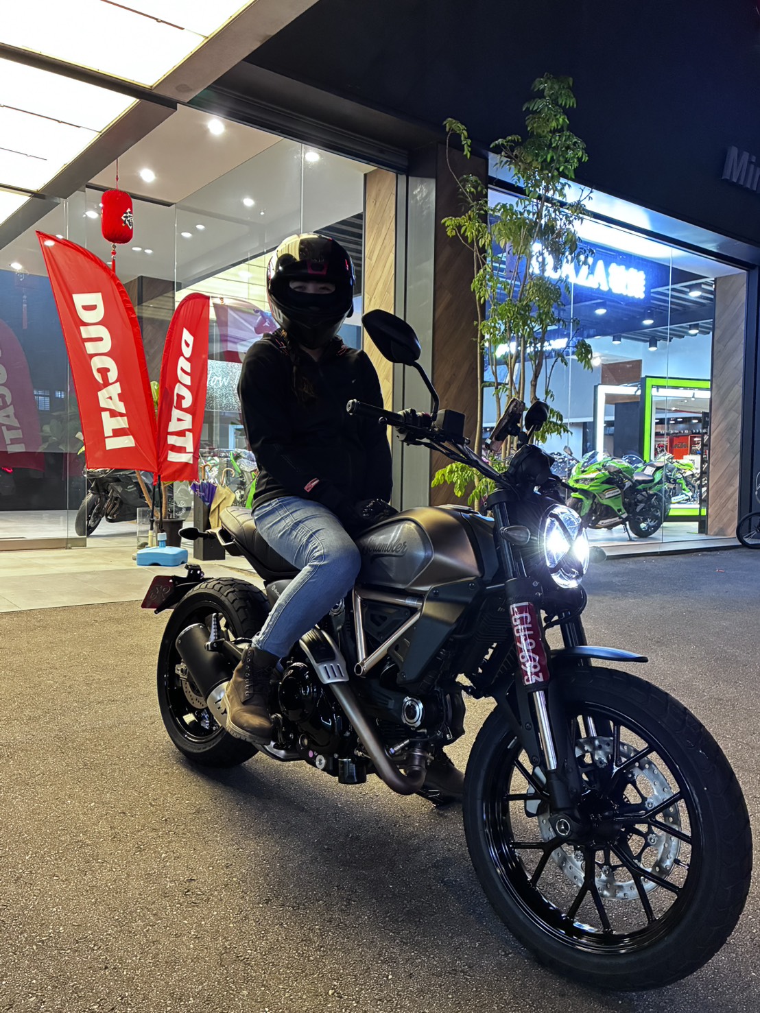 DUCATI SCRAMBLER ICON新車出售中 【敏傑宇軒】賀交車 陳小姐 DUCATI SCRAMBLER ICON DARK 總代理 ...
