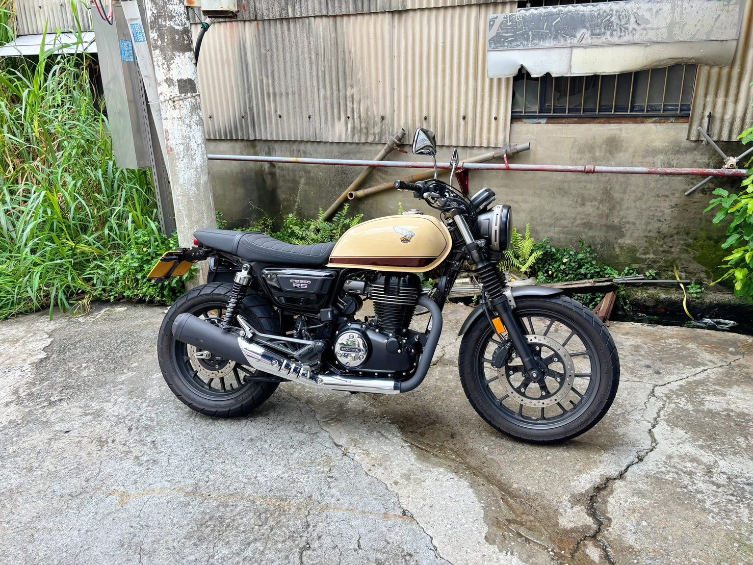 【HONDA CB350】車輛一覽 新車、二手、中古機車、速可達、大型重機應有盡有 - 「Webike-摩托車市」
