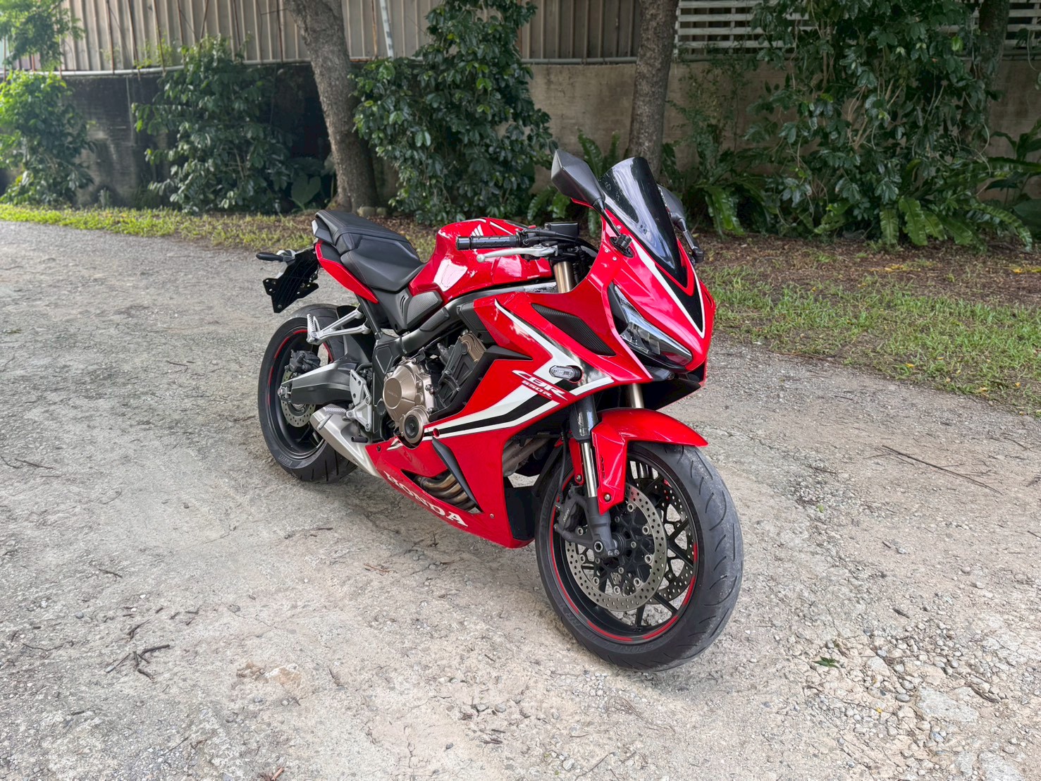 【HONDA CBR650R】車輛一覽 新車、二手、中古機車、速可達、大型重機應有盡有 - 「Webike-摩托車市」