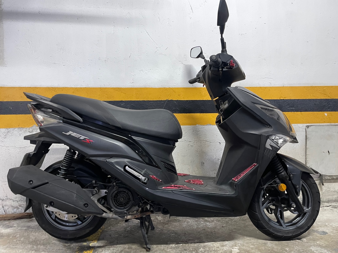 三陽 JET-S 125 - 中古/二手車出售中 賣代步車JET S 125 雙碟 2016年 原廠車殼引擎沒改裝，好發好騎，通勤、接送、外送 ...