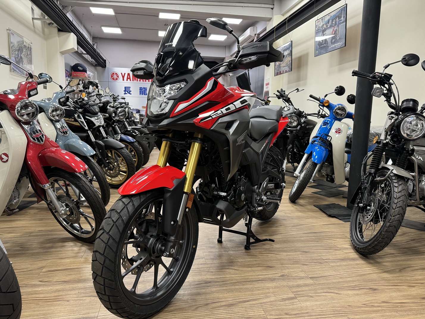 HONDA CB200X新車出售中 【新竹長龍車業】HONDA 2024 CB20X | 新竹長龍車業行 - 「Webike-摩托車市」