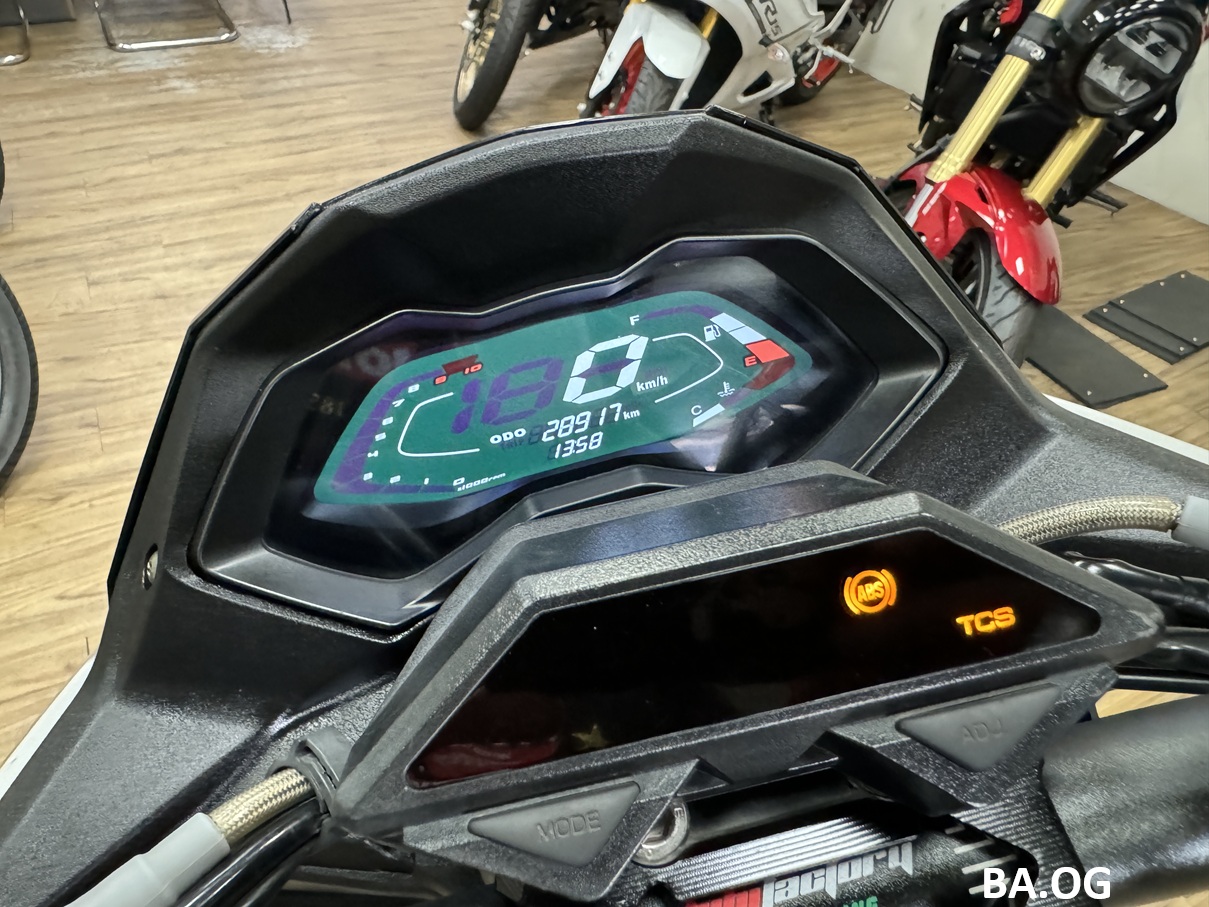 光陽 KRV180 - 中古/二手車出售中 【新竹長龍車業】KYMCO 光陽 KRV 180 TCS | 新竹長龍車業行 - 「Webike-摩托車市」